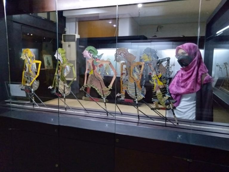 Wayang Kulit Untuk Dakwah Sejak Abad 16, Koleksinya di Museum Lebih 4. ...