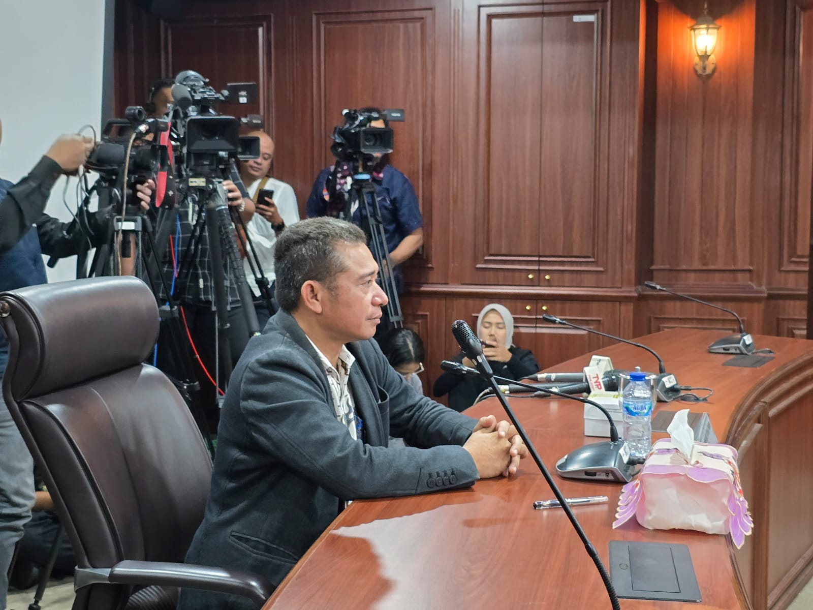 Wartawan dan Para Ahli Bersaksi Di Sidang MKD Terkait Anggota DPR RI ...